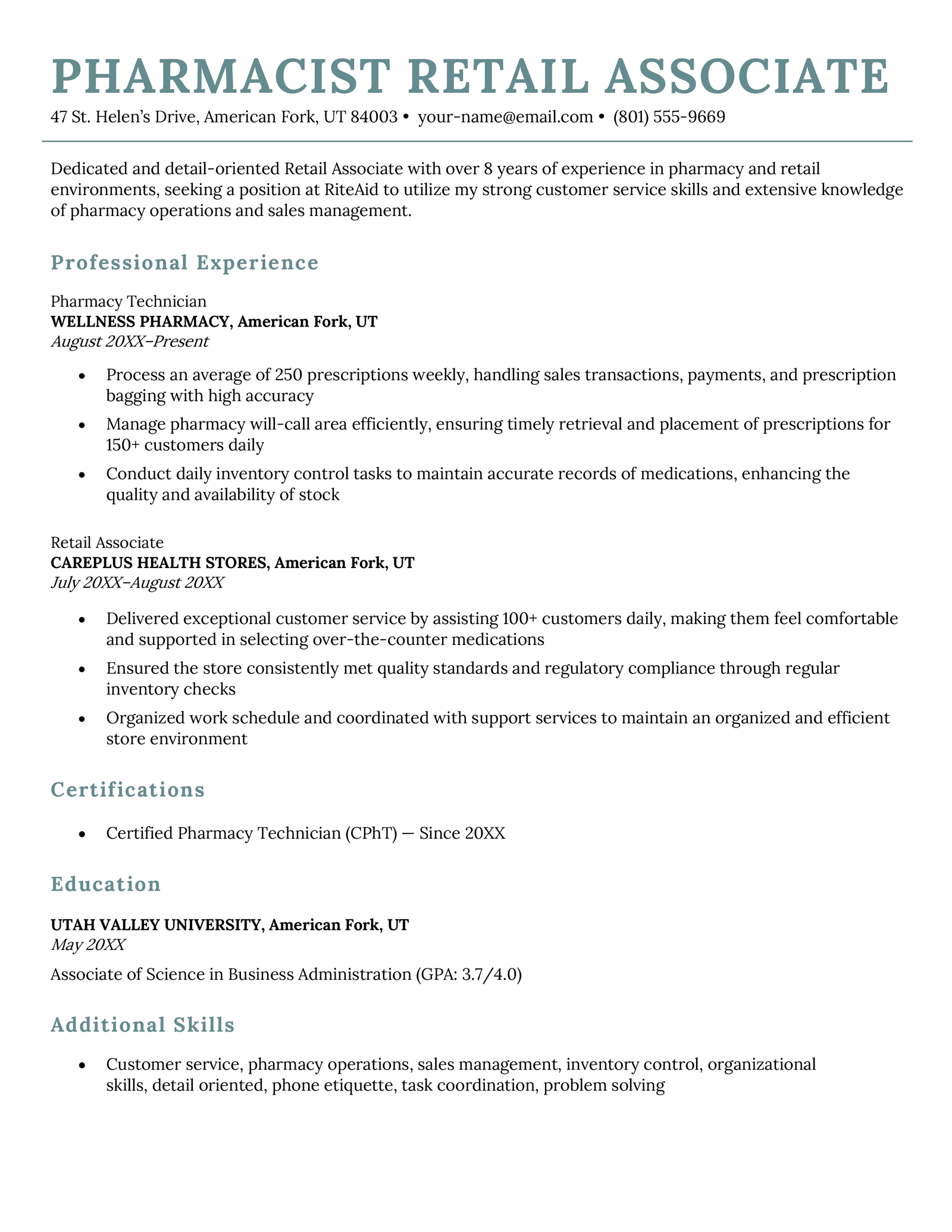 6 Retail Resume Examples & Writing Tips for 2026