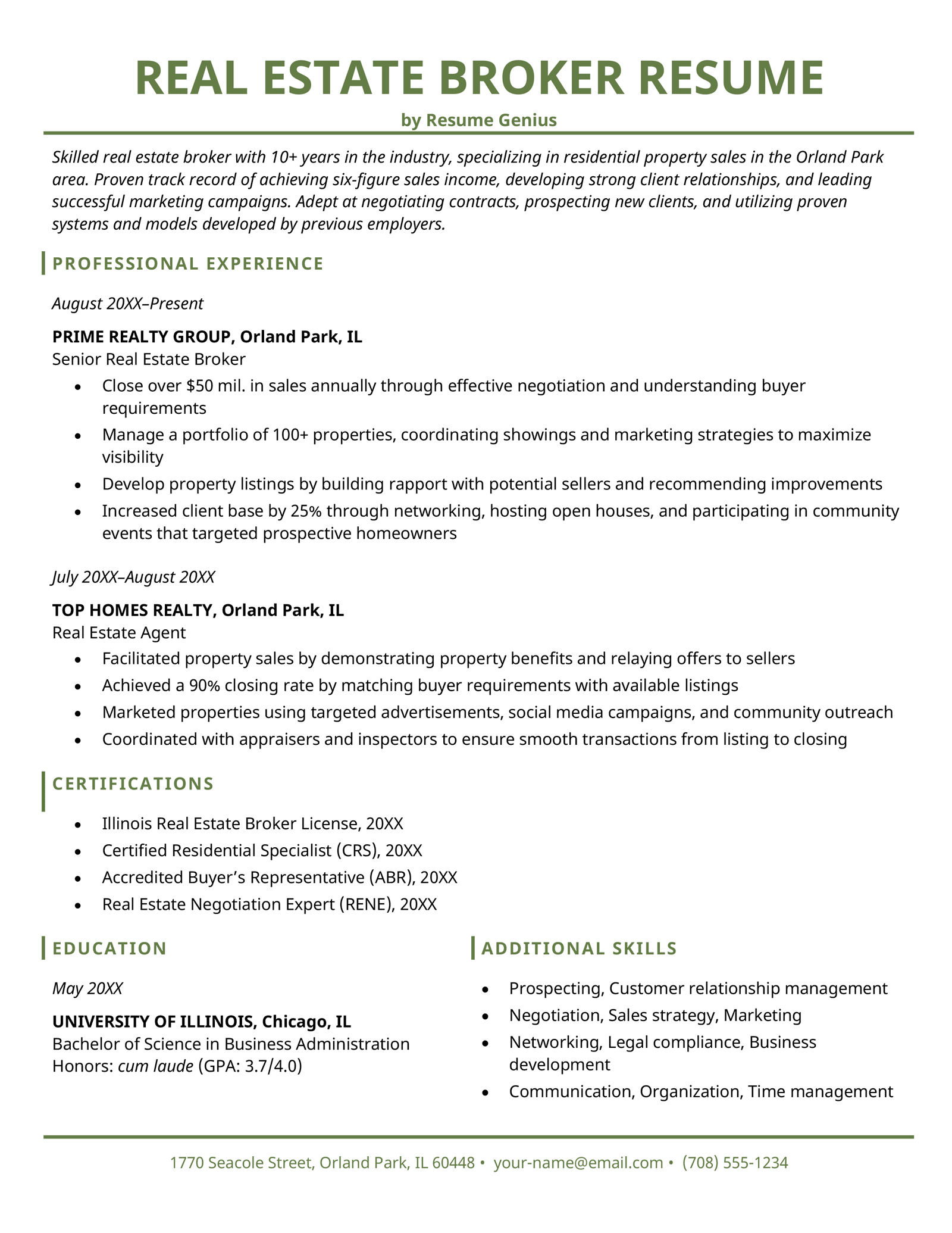 7 Real Estate Resume Examples & Writing Tips for 2026